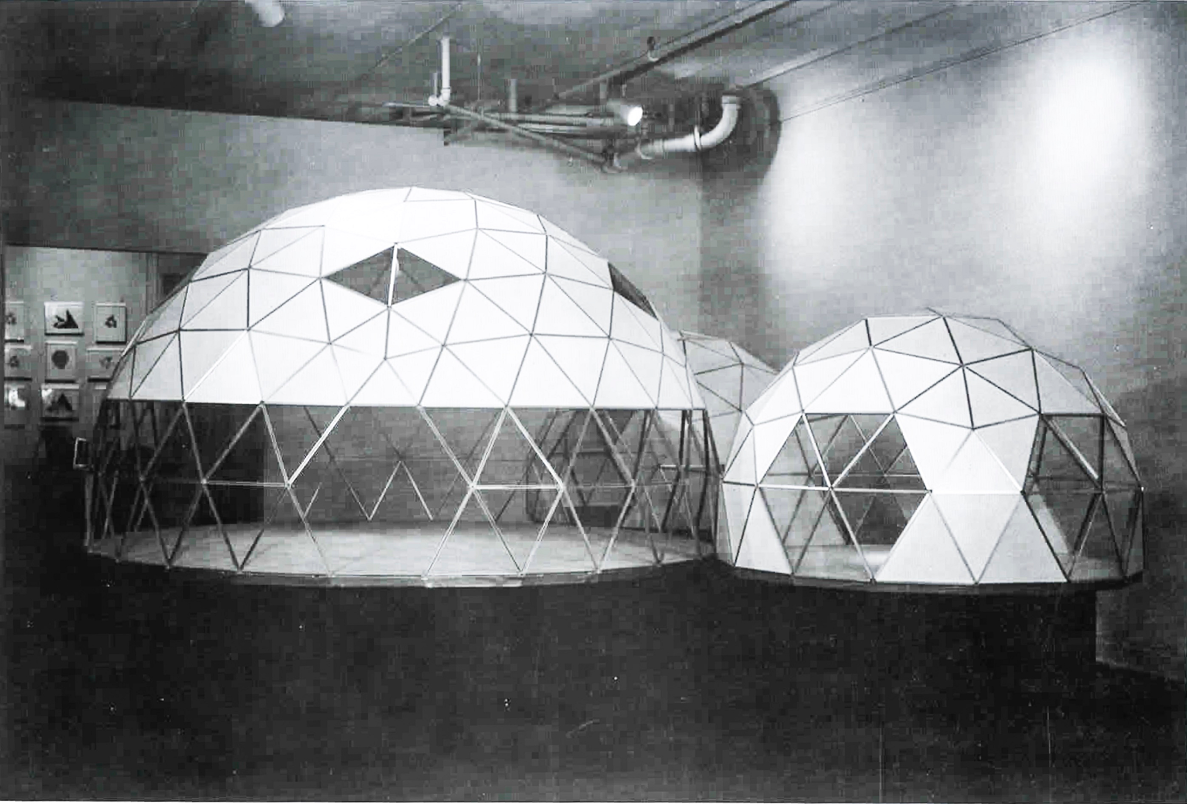Postmasters: KIRSCHENBAUM - model dome